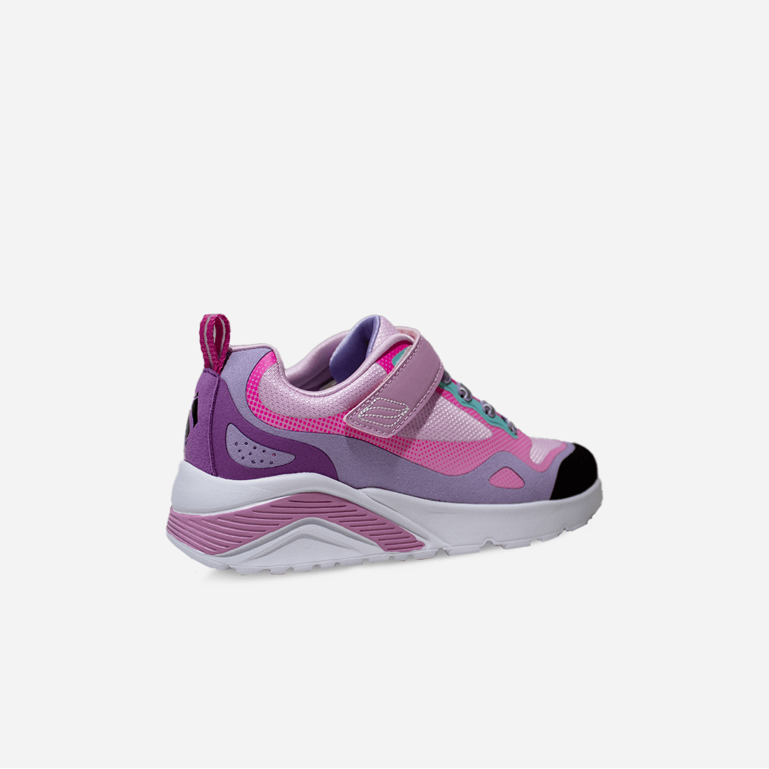 Compra TENIS SKECHERS 310477L PKMT INFANTIL en Planeta Sport